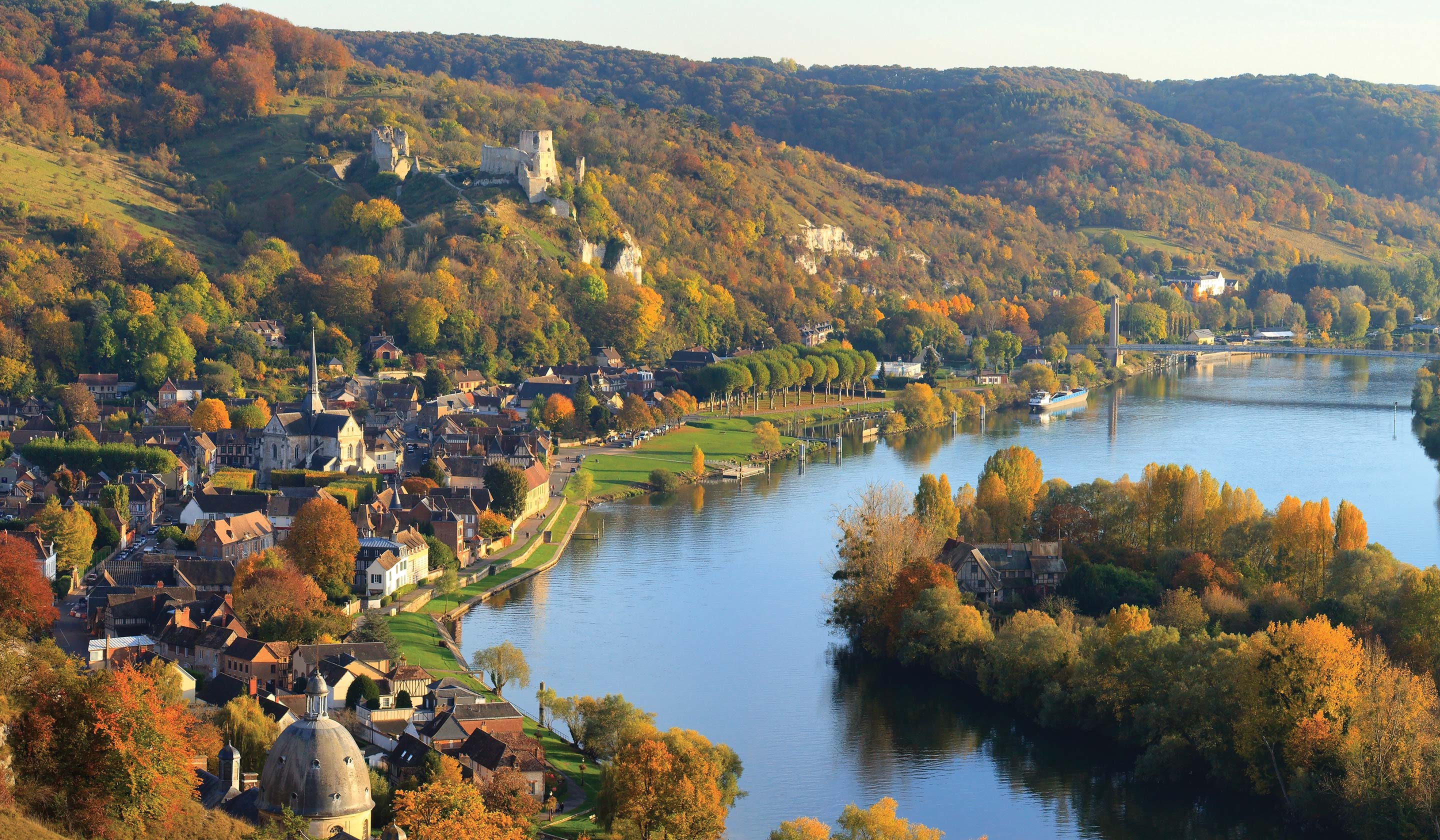 Seine River Facts | Tauck